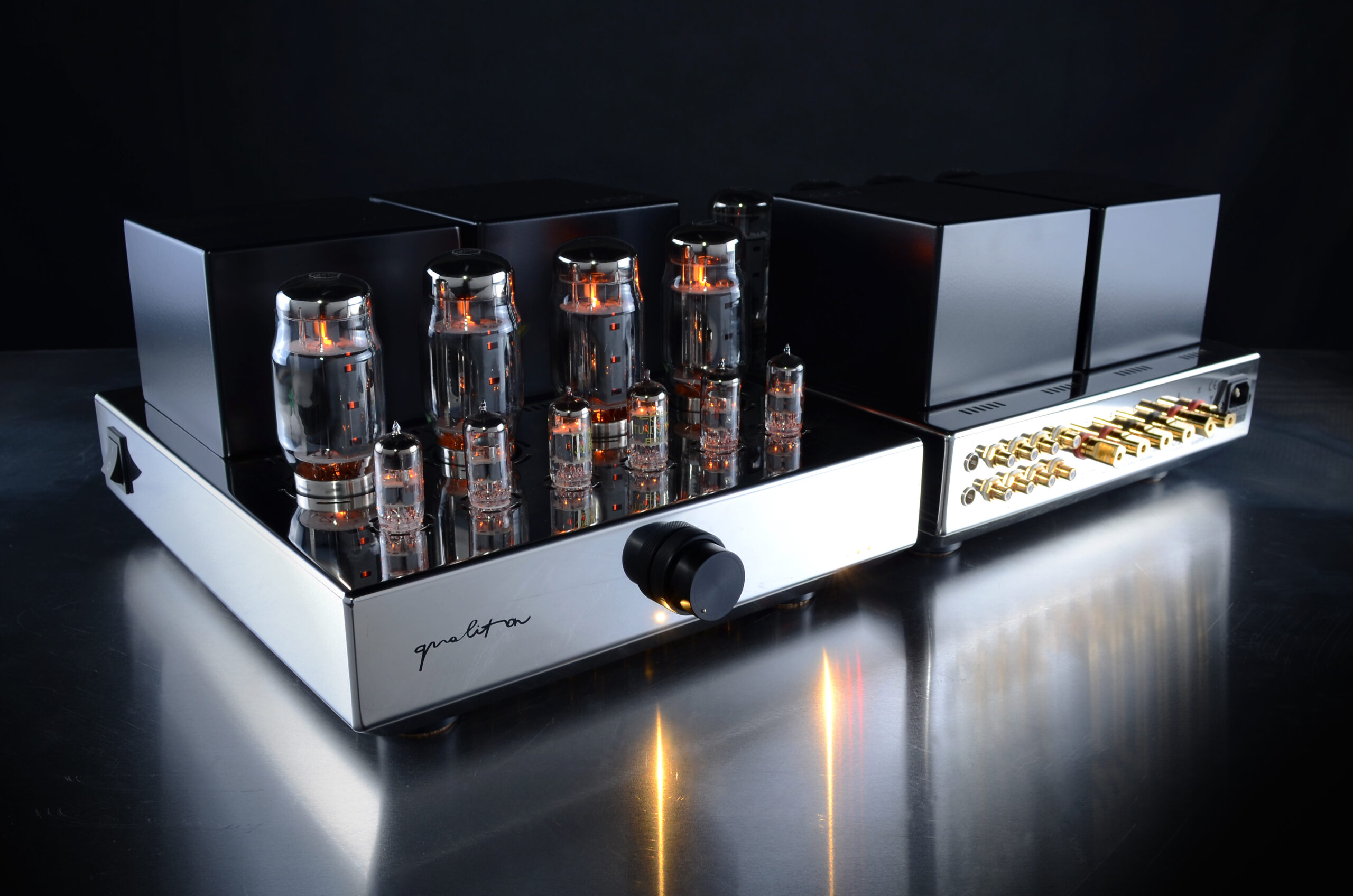 Audio Hungary - QUALITON A50i Integrated Amplifier – Eligo Audio Culture